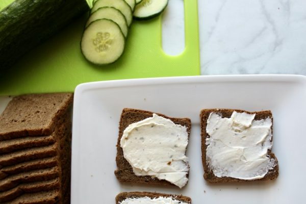 Cucumber Appetizers on Rye Bread (with Cream Cheese & Ranch Seasoning ...