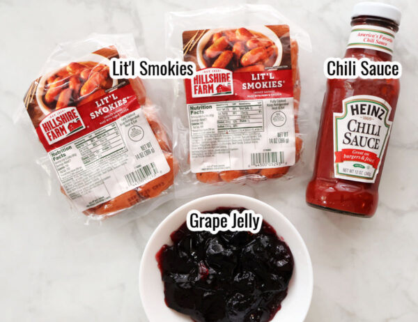 Easy Little Smokies in Grape Jelly (Slow Cooker Party Favorite) - Momcrieff